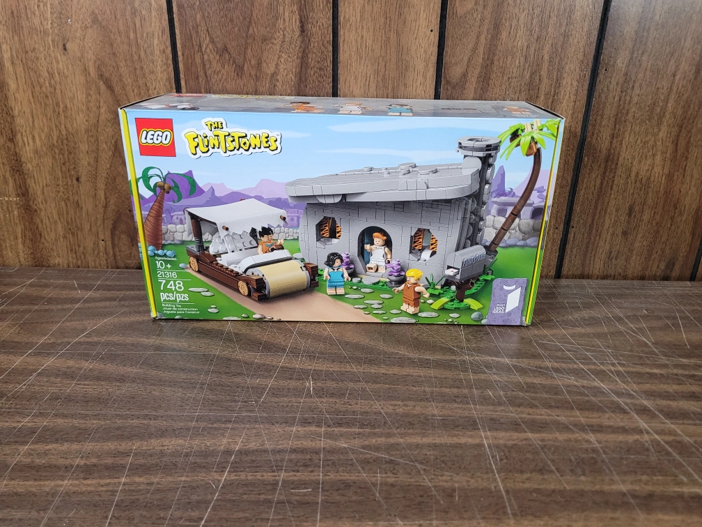 RETIRED: The Flintstones 71258 The Flintstones' House | Karrot