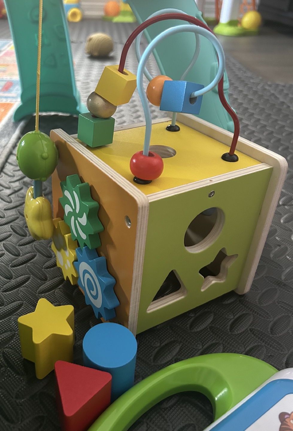 Elc mini wooden activity cube store