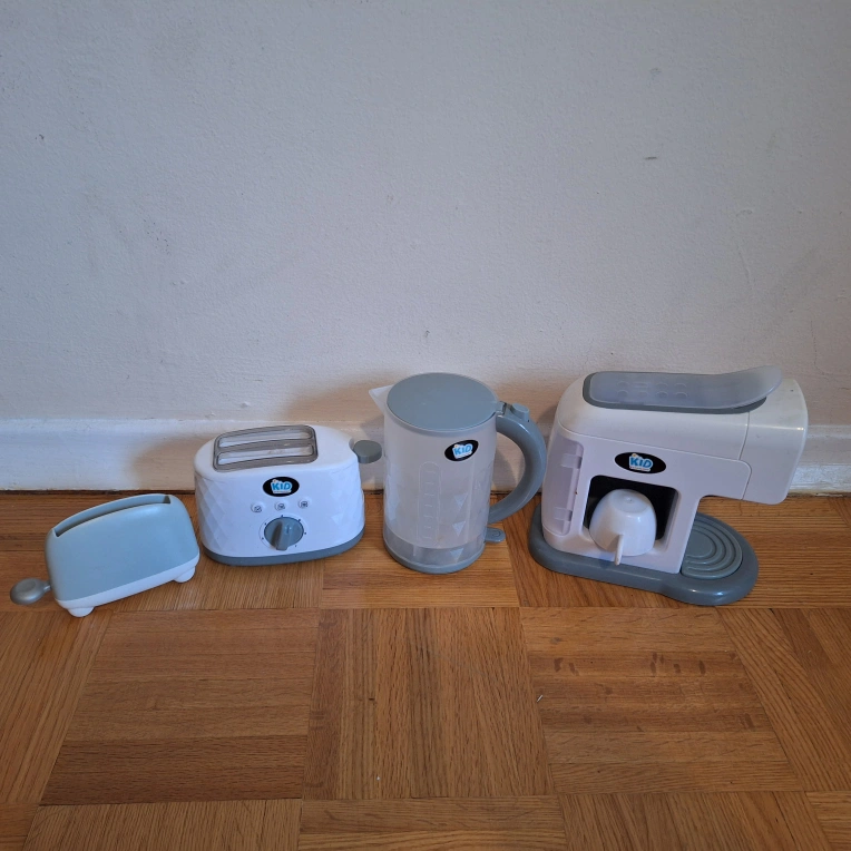 Kid's Kitchen Playset - Toaster, Kettle & Coffee Machine | Karrot