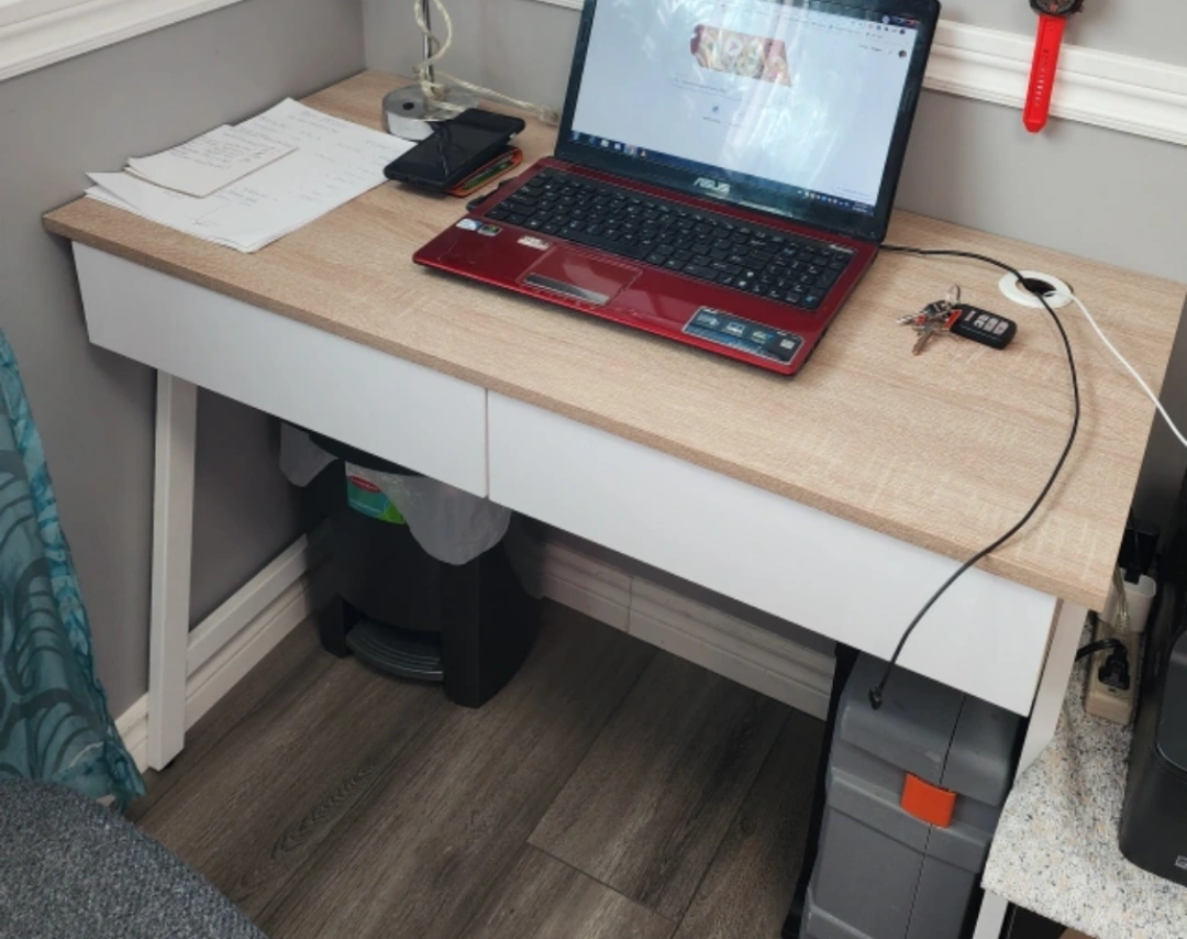 Grey Office Chair and computer table /desk | Karrot