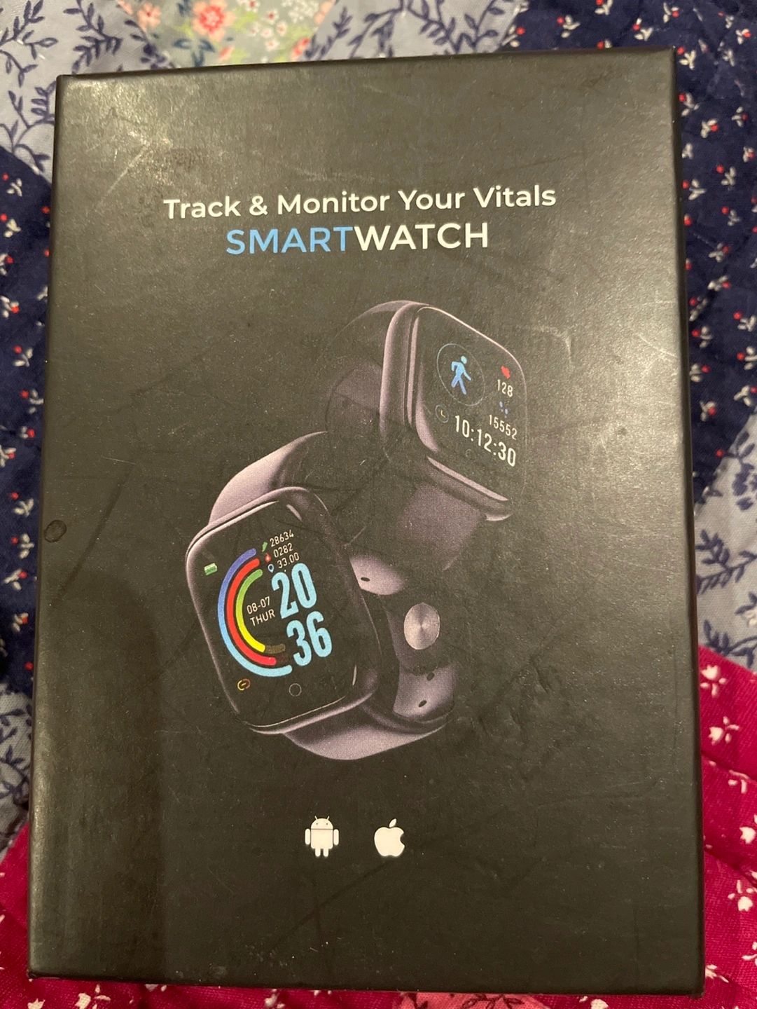Smartwatch with vital signs monitoring | Karrot