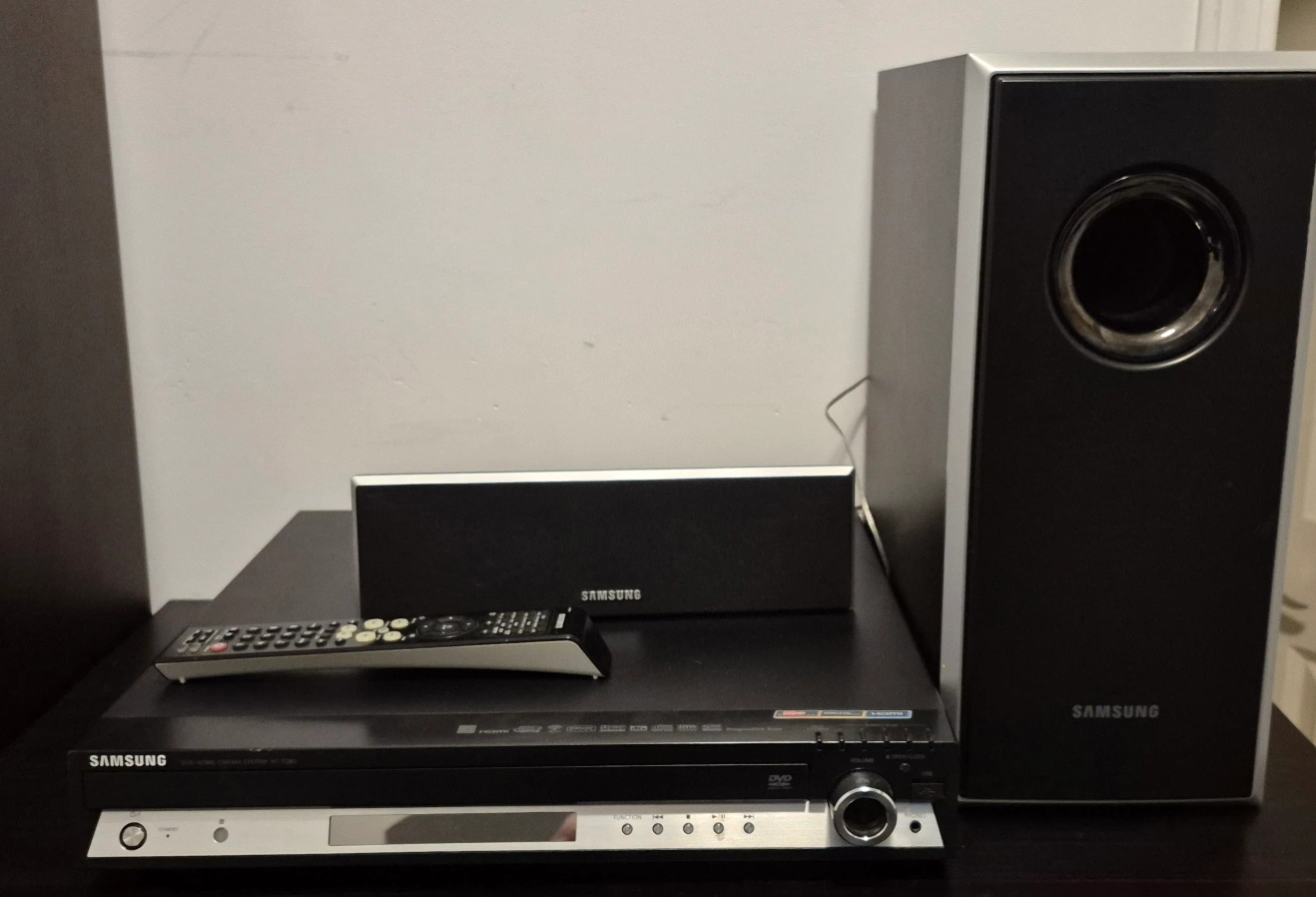 Samsung HT-E5500 5.1 DVD Home Theatre System | Karrot