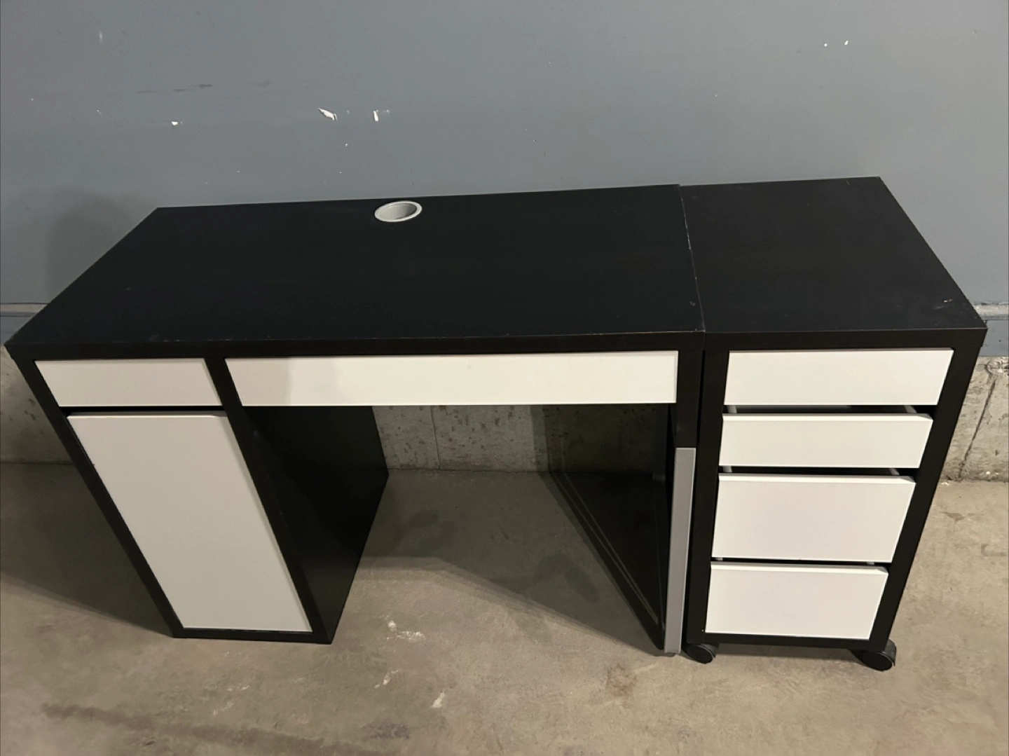 IKEA MICKE DESK and unit of drawers with wheels | Karrot