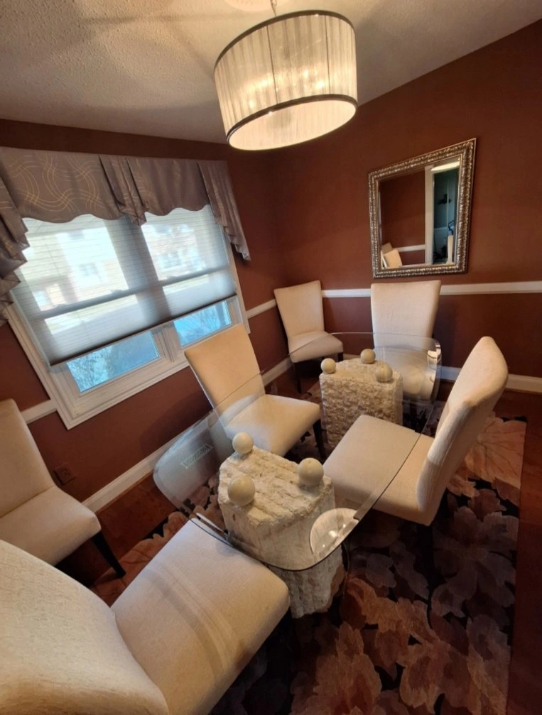 Glass Kitchen Table with 6 Chairs | Karrot