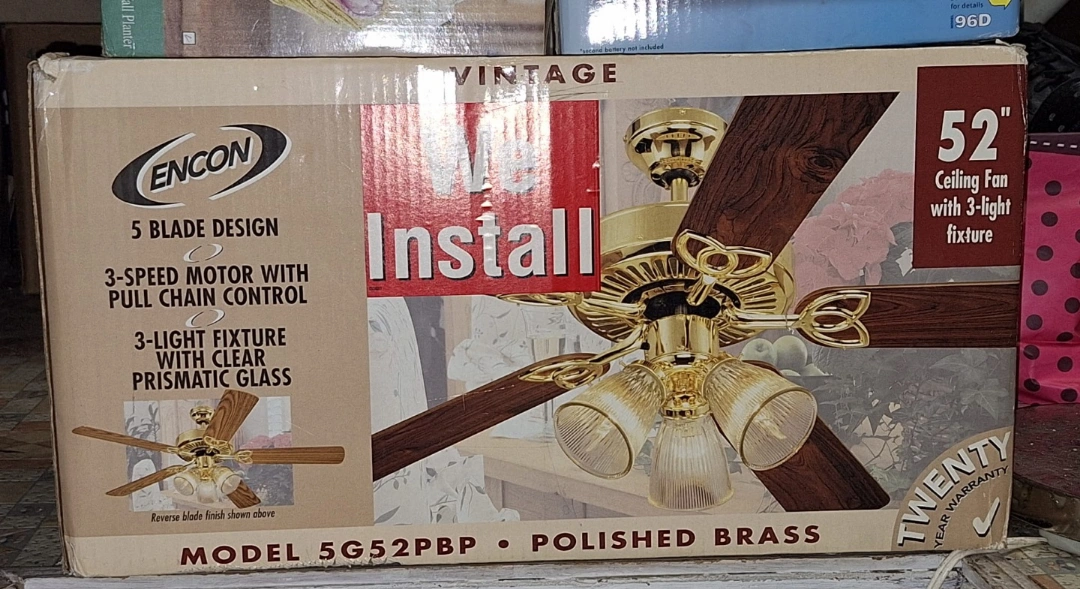 Vintage Encon 52" Ceiling Fan with Lights | Karrot