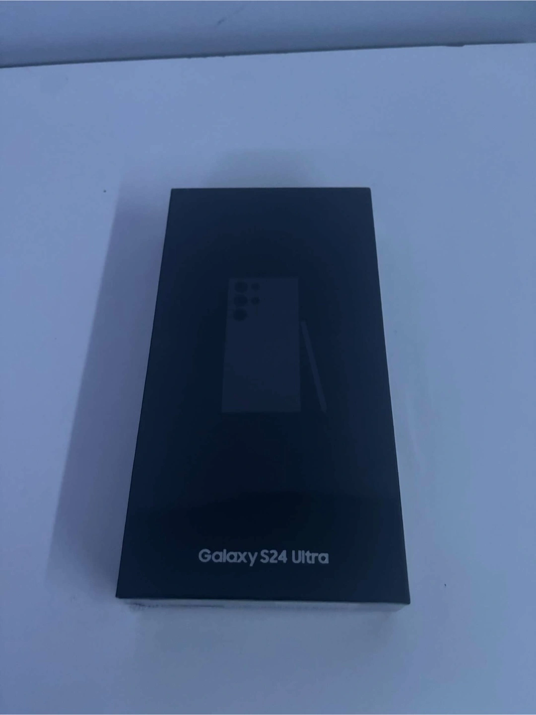 Samsung Galaxy S24 Ultra (Comes with receipt) | Karrot