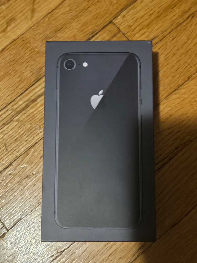 BOX ONLY iPhone 8 Space Gray 64GB | Karrot