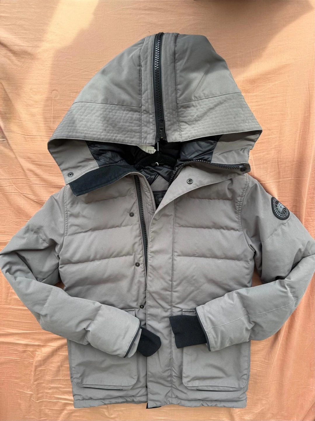 Canada Goose Coastal Grey Puffer Jacket XS | Karrot