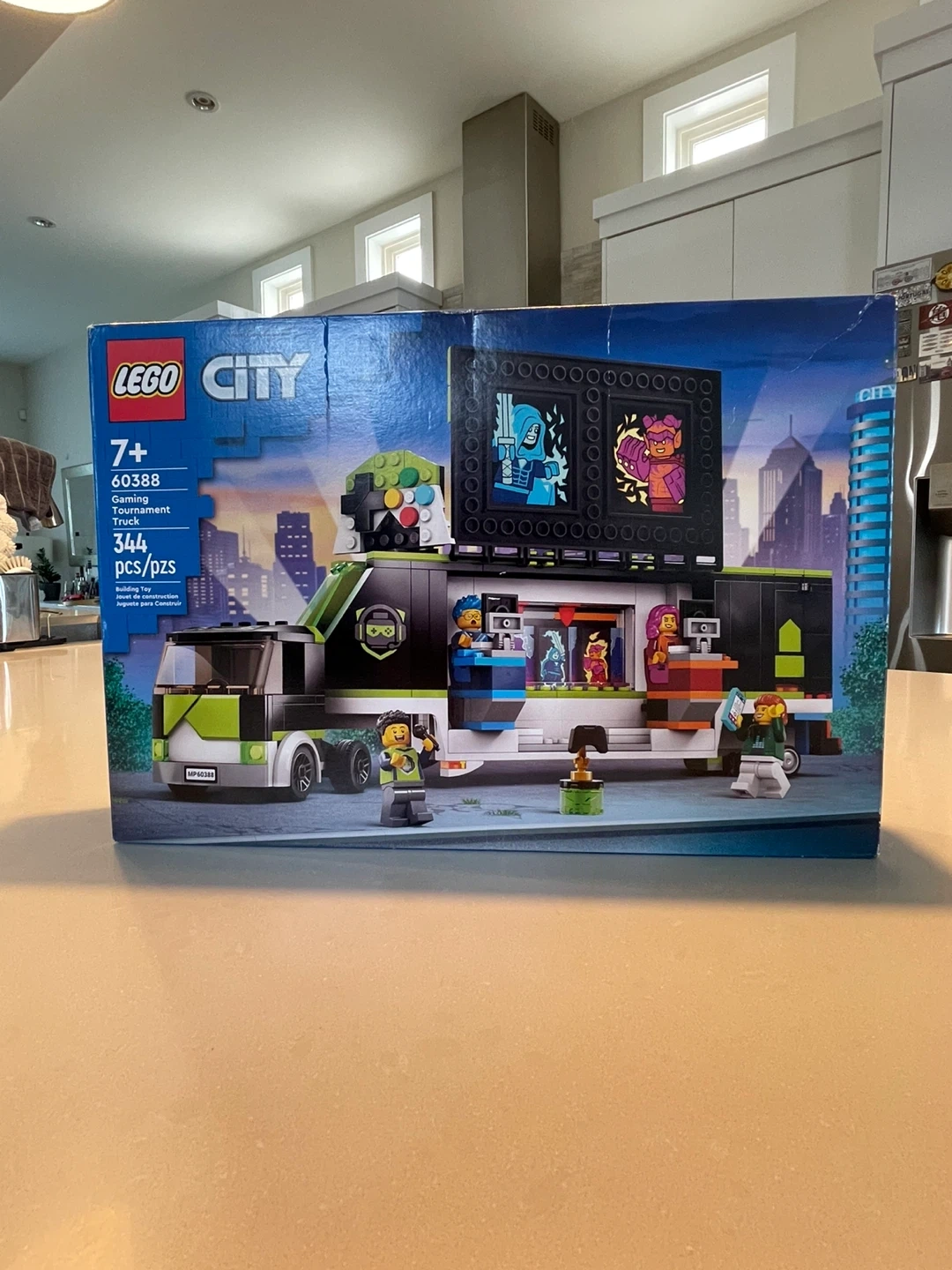 LEGO City 60388 Gaming Tournament Truck | Karrot
