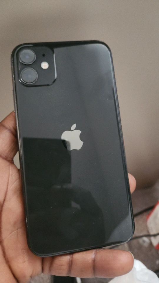 Apple iPhone 11 - Black 64gb for parts | Karrot
