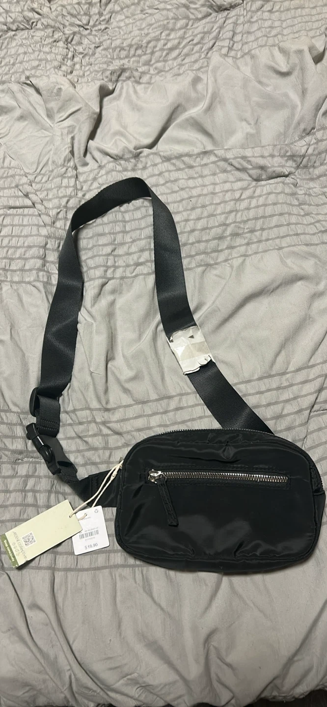 Ardene Collective Black Belt Bag - New with Tags! | Karrot