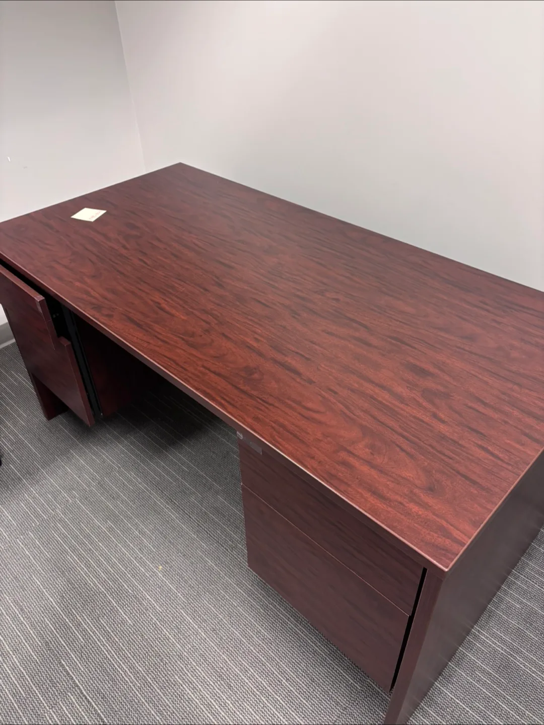 Wooden Office Desk | Karrot