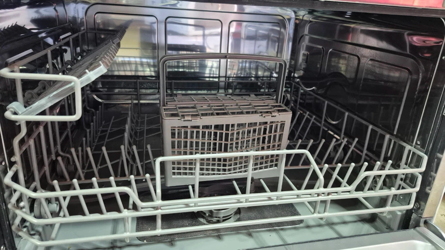 RCA Counter Top Dishwasher RDW3208-B | Karrot