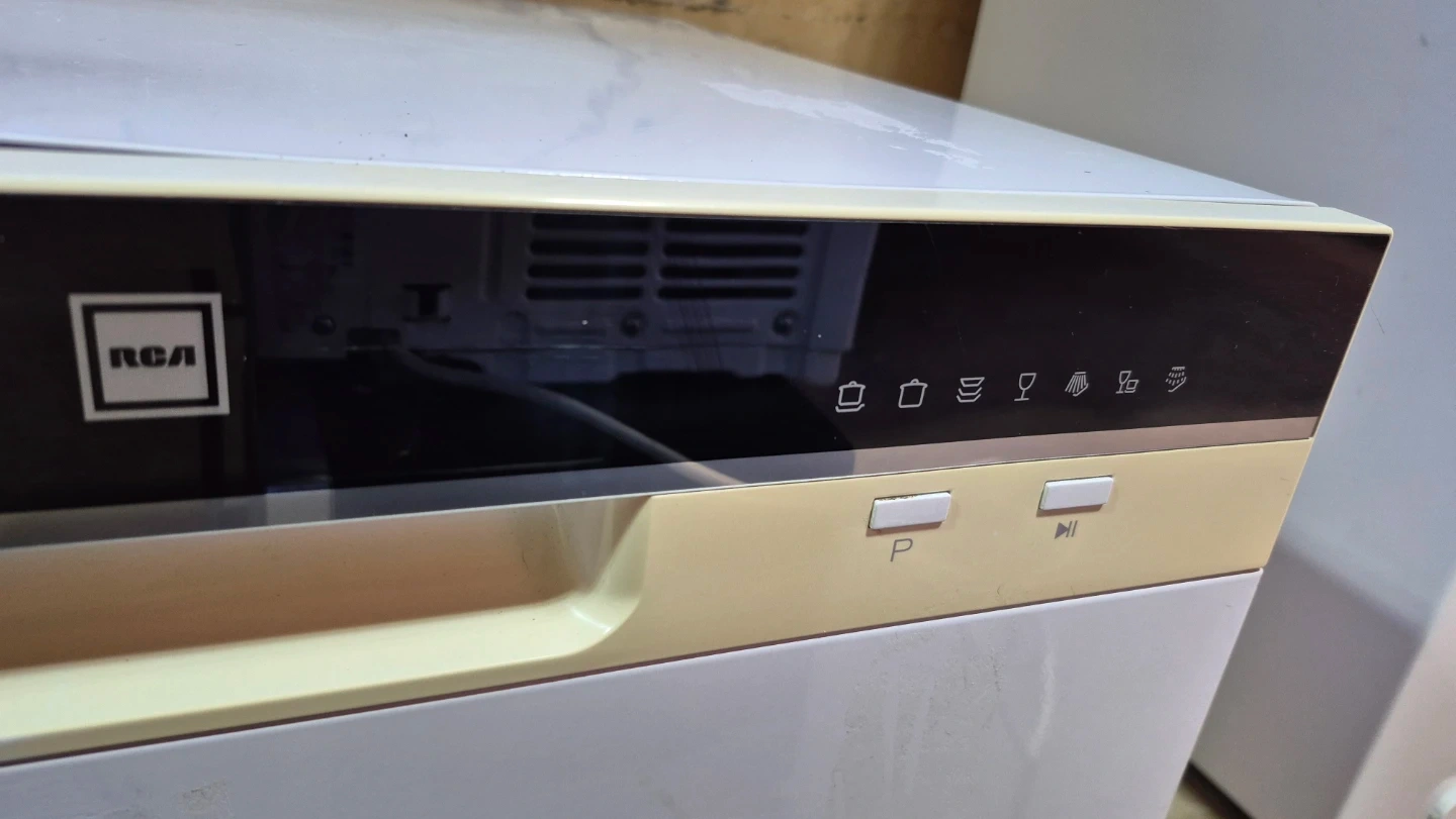 RCA Counter Top Dishwasher RDW3208-B | Karrot
