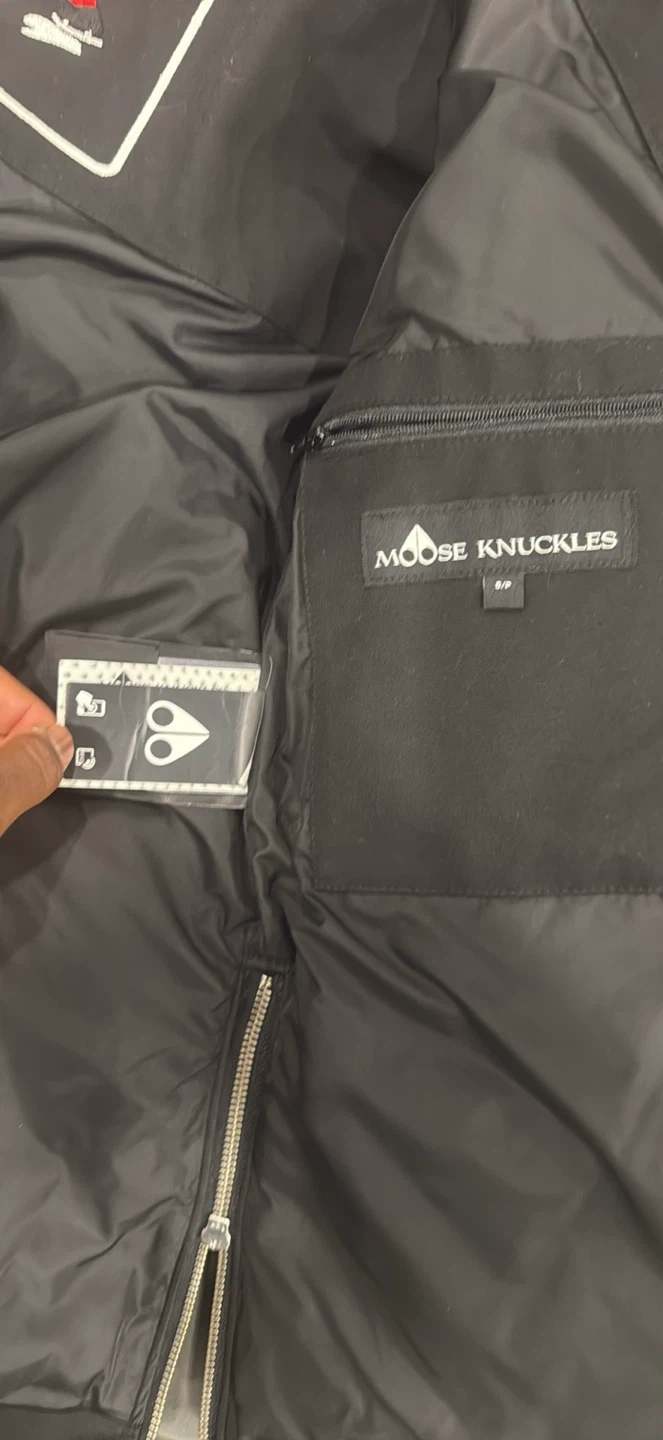 Moose Knuckles Down Filled Black Jacket - Size S/P | Karrot