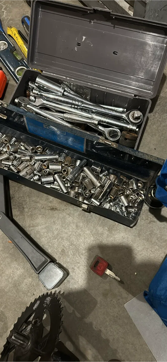 Tool Set with Case | Karrot