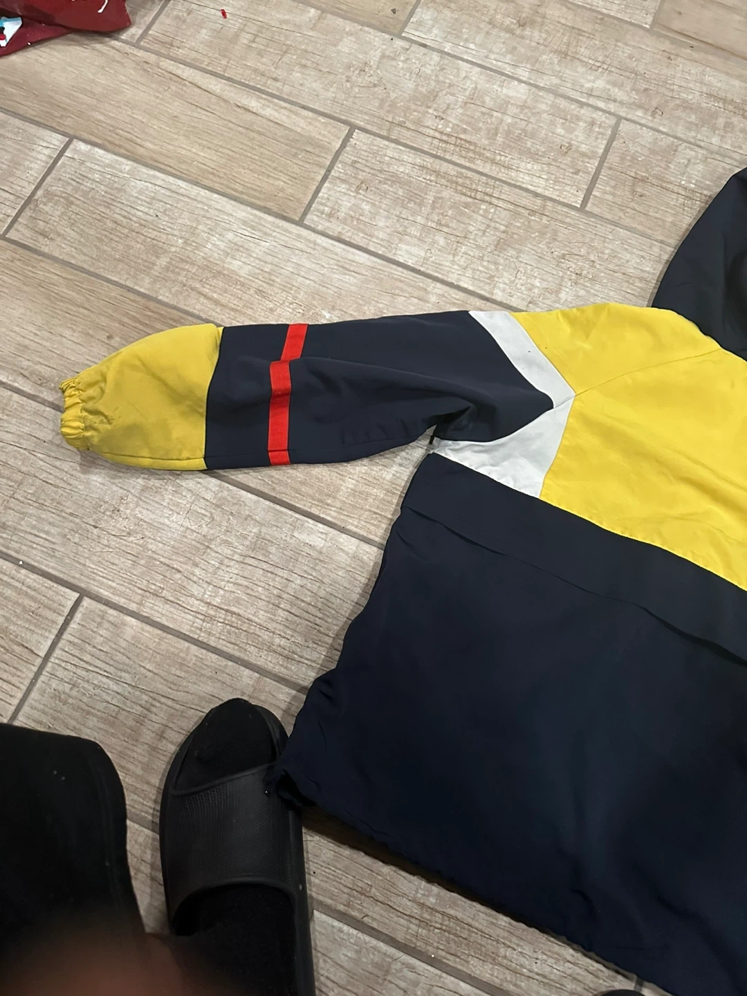Superdry Japan Soft Shell Windbreaker Jacket Yellow Black Size L | Karrot