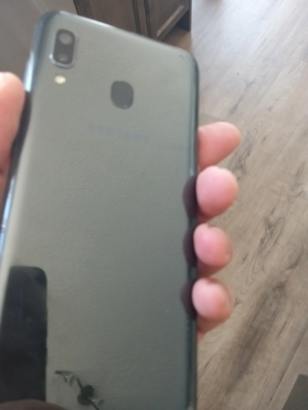 Samsung Galaxy A20 Cell Phone | Karrot