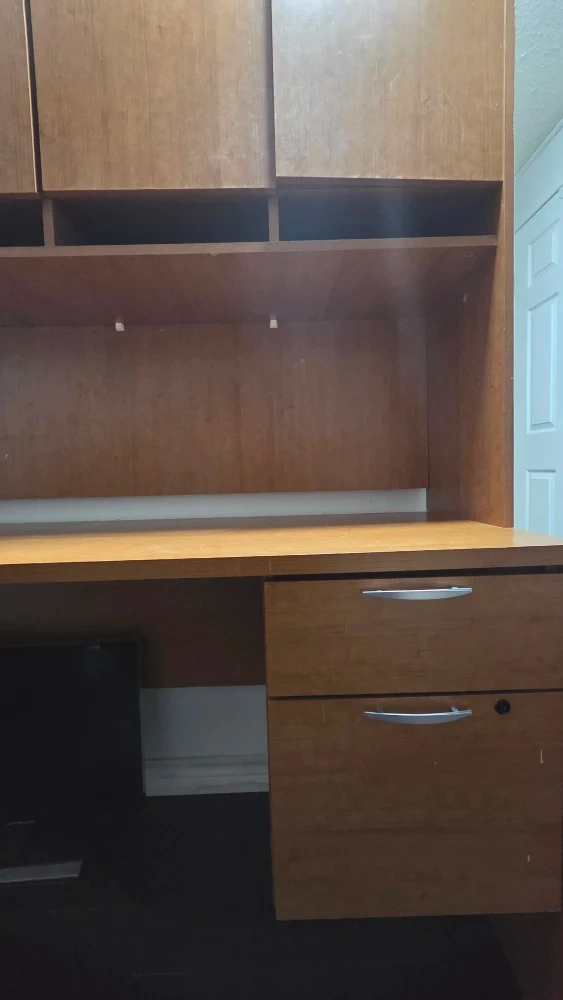 Office desk and storage cabinet | Karrot