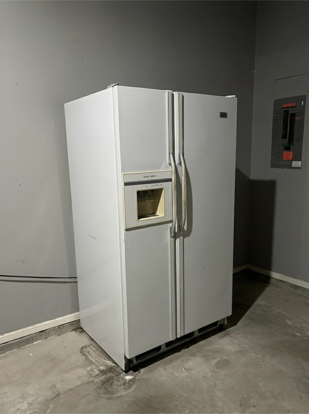 White Refrigerator | Karrot