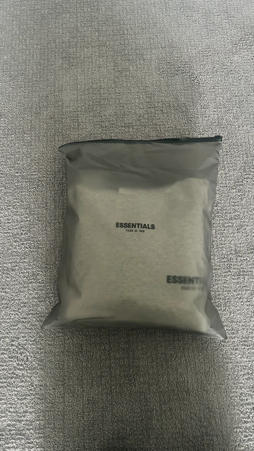 Essentials Fear of God Hoodie | Karrot