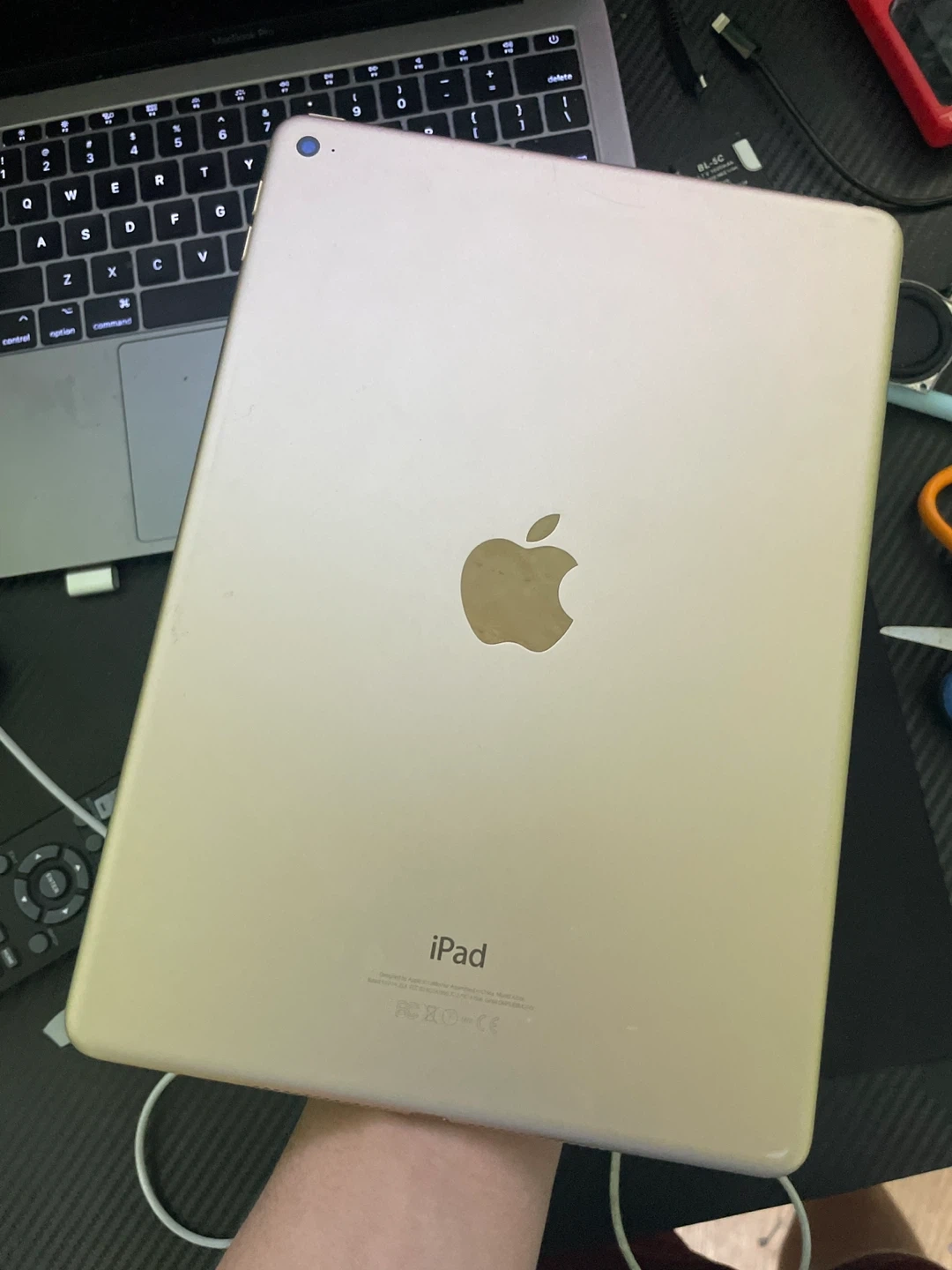 TRADE! iPhone 11 Pro Gold 64GB | Karrot