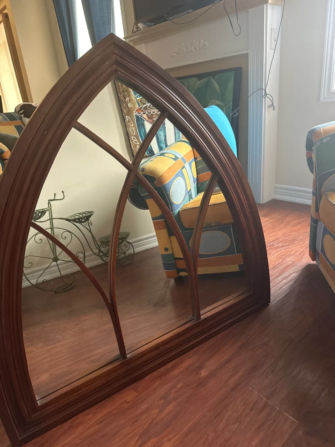 Arched Wood Frame Mirror | Karrot