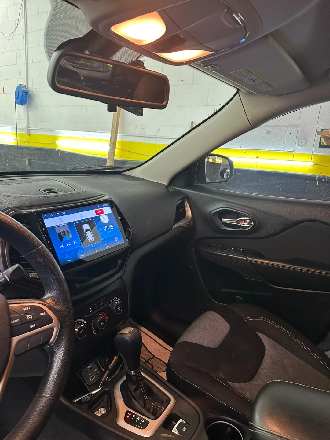 2015 Jeep Cherokee SUV 4x4 urgent sale | Karrot