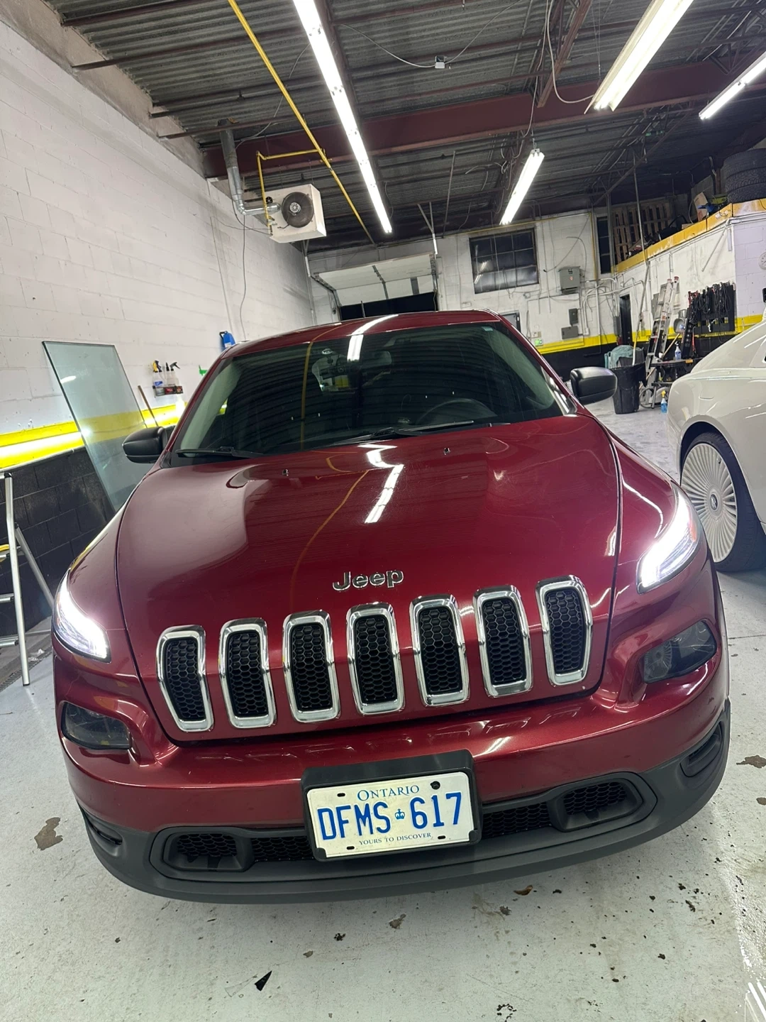 2015 Jeep Cherokee SUV 4x4 urgent sale | Karrot