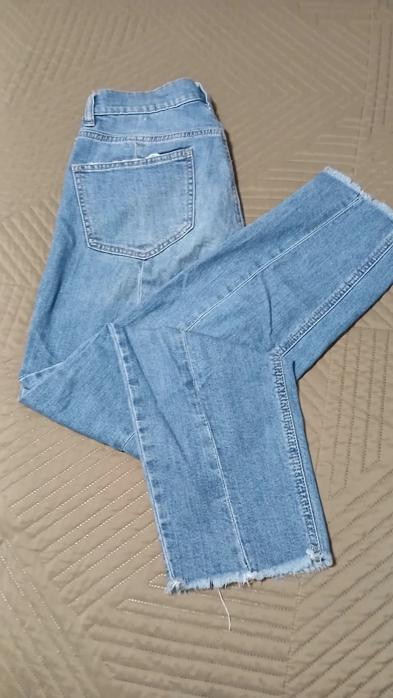 Dyndnm Blue Gisele Women's Jeans,Size 28, Inseam 25 | Karrot